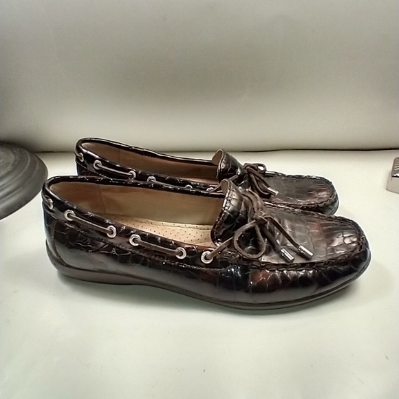 Sperry | Shoes | Sperry Topsider Croc Embossed Patent Leather Moc ...